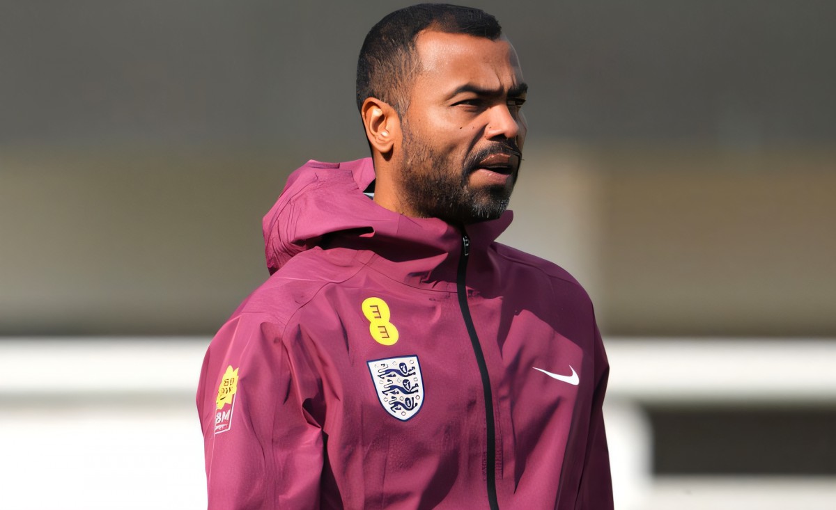 Incredibile Ashley Cole: l'ex Chelsea allenerà in Italia - AreaNapoli.it