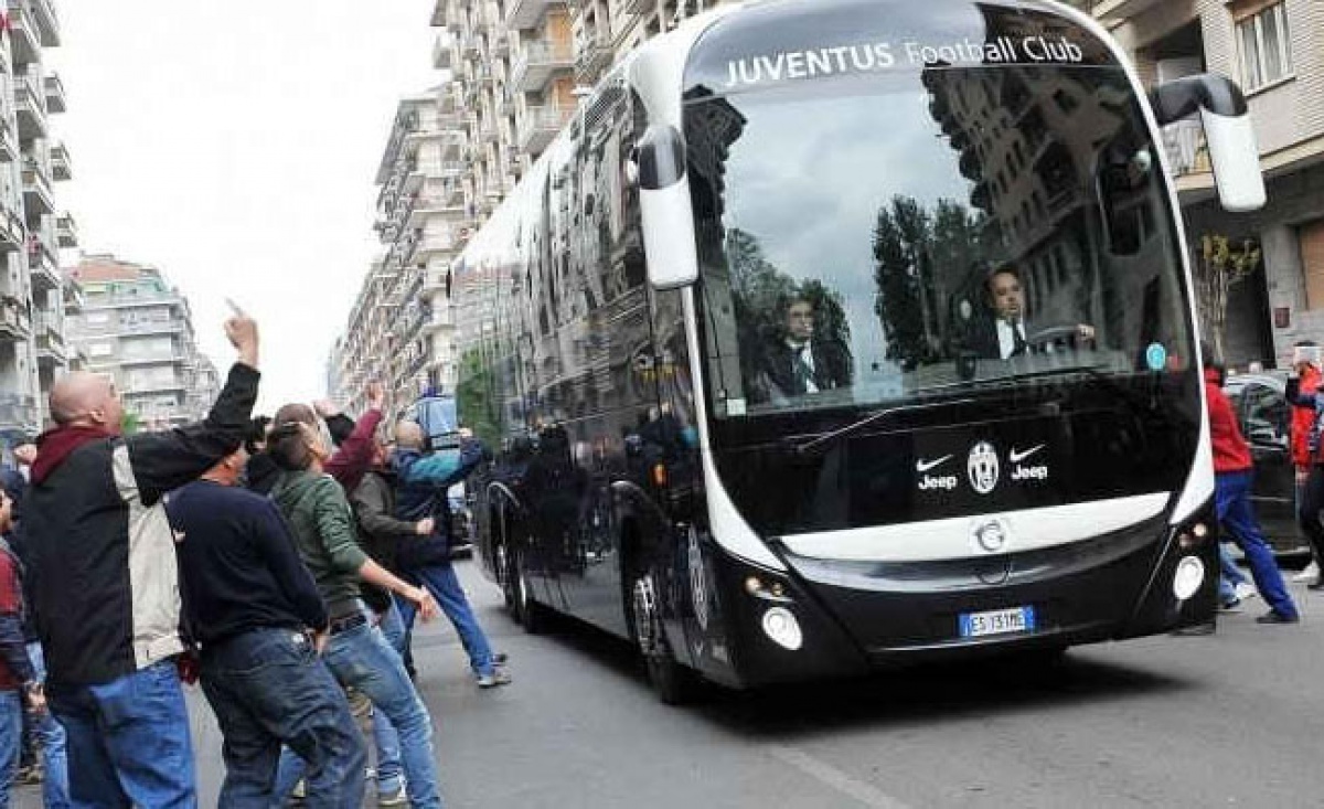 Nerozzi: "La verità sul vetro rotto del pullman Juventus, a Bologna fu ...