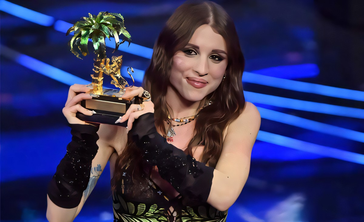Angelina Mango, niente concerto a Napoli: salta l'esibizione dell ...